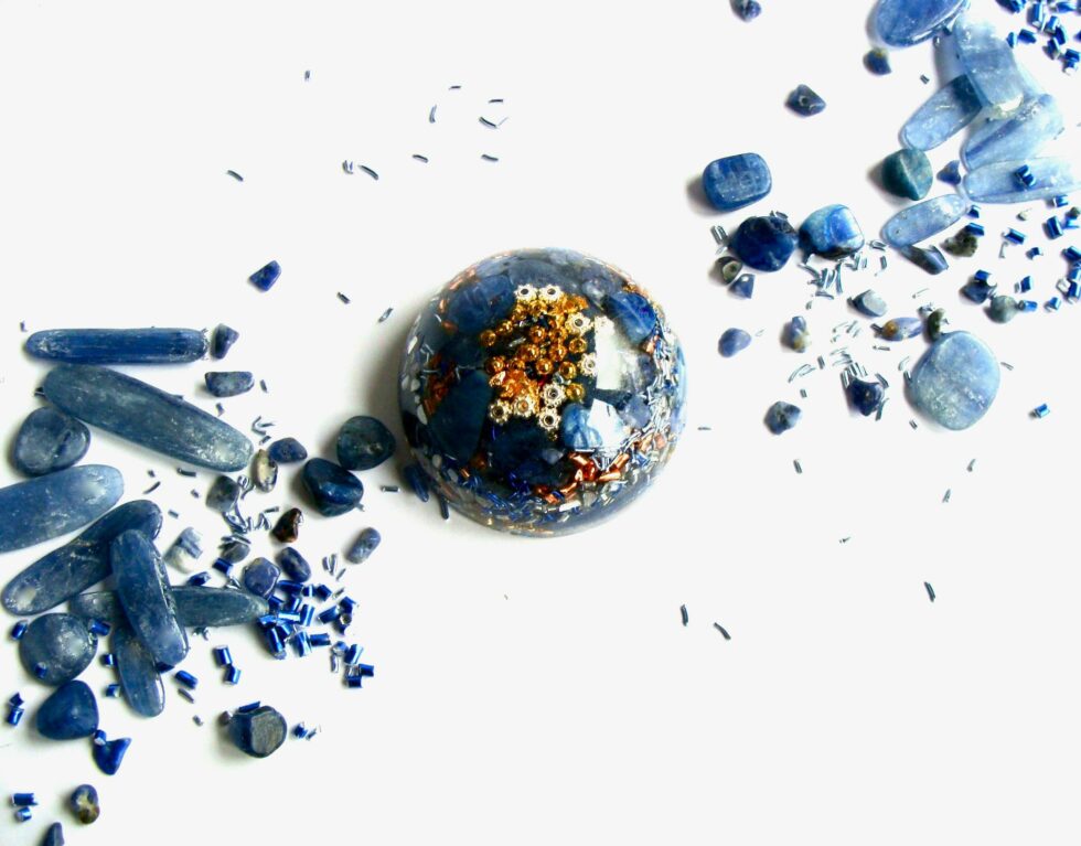 Les Orgonites | Pyramides, demi-sphères et pendentifs 100% Made in France